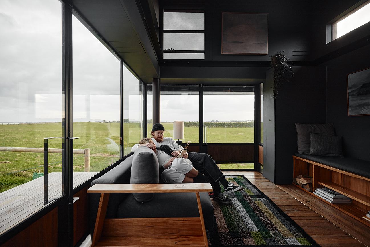 The Cutting - A Small Off-Grid Farm House With Ocean Views - Tiny house for Rent in Illowa ...