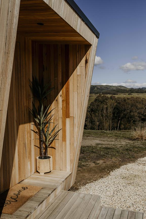 Wilka Eco Escapes - Kenneth, VIC - Cabin for Rent in Glenhope East ...