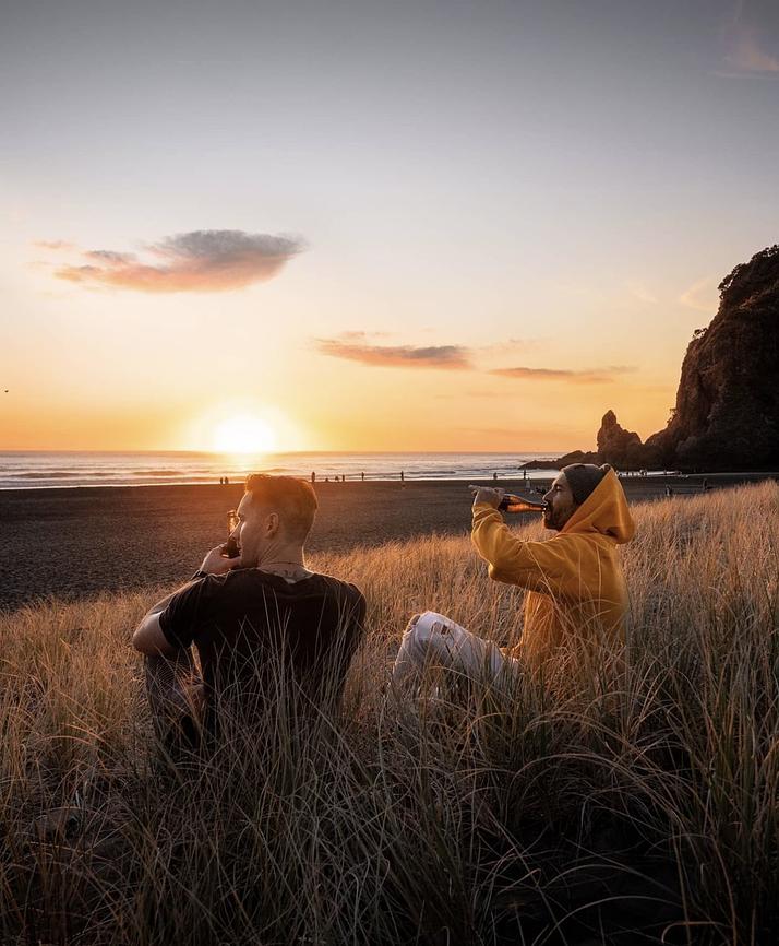 Piha beach for sunset | Riparide