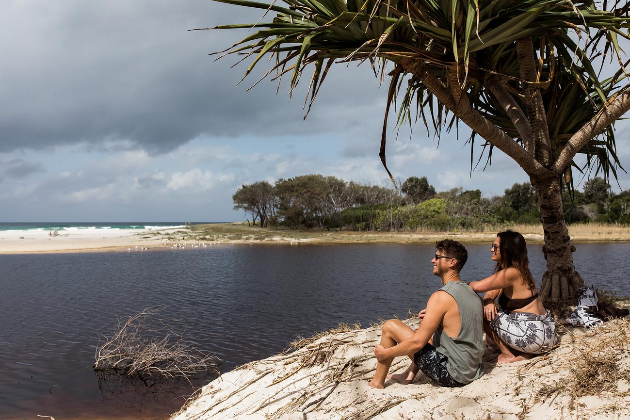 Walk to Tea Tree Lake | Riparide