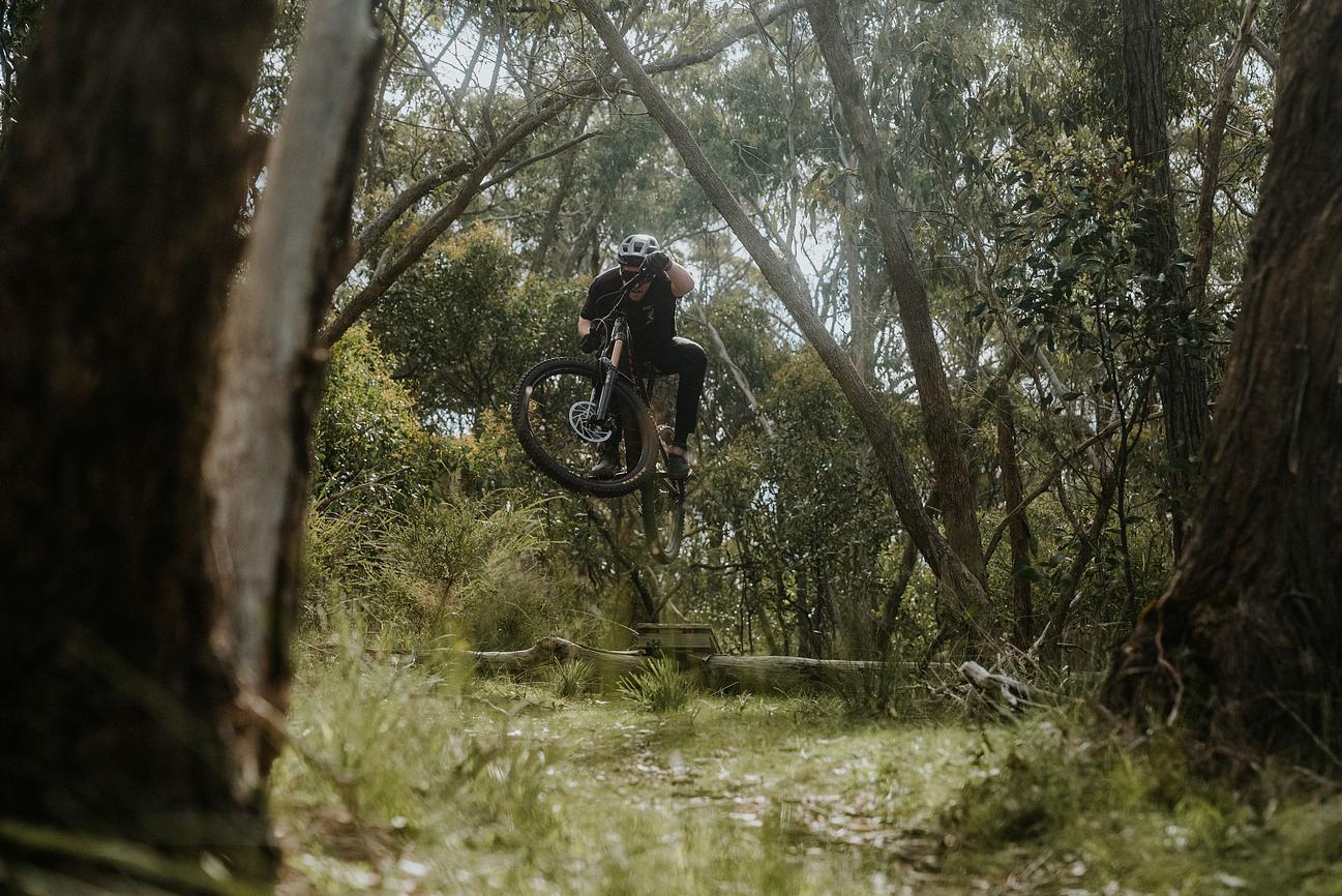 DULC Mountain Deluxe - Cabin for Rent in Halls Gap, Grampians, VIC, AU ...