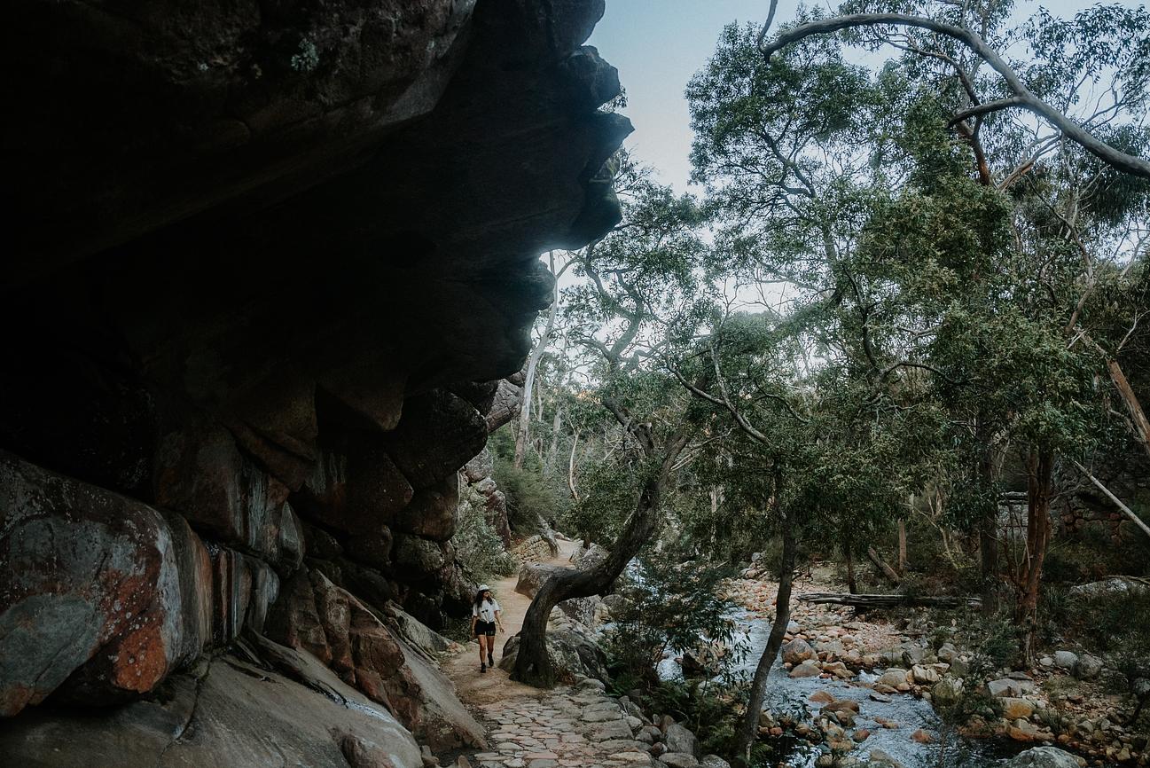 DULC Mountain Deluxe - Cabin for Rent in Halls Gap, Grampians, VIC, AU | Riparide