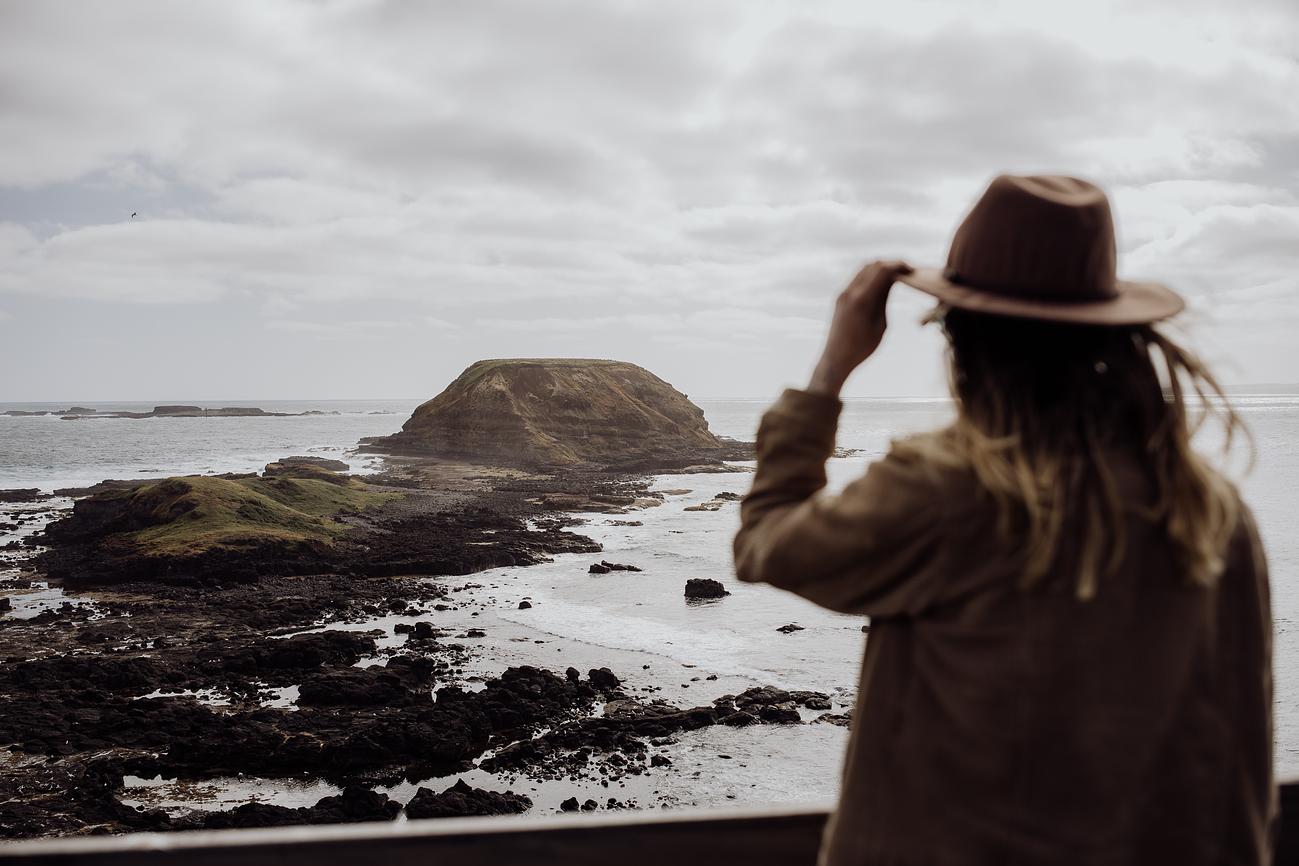 SaltHouse Retreat - Beach house for Rent in Surf Beach, Phillip Island ...