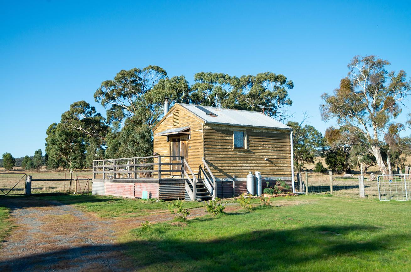 Grain Store Cottage - enjoy peace and quiet and fresh country air ...