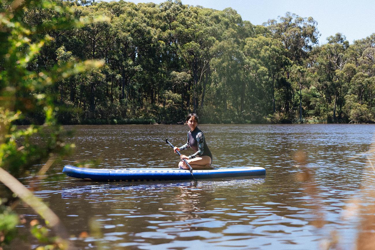 Stand-up Paddle-boarding at Lake Aura Vale | Riparide
