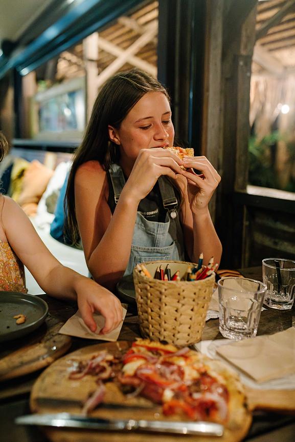 Treehouse for pizza and cold beer | Riparide