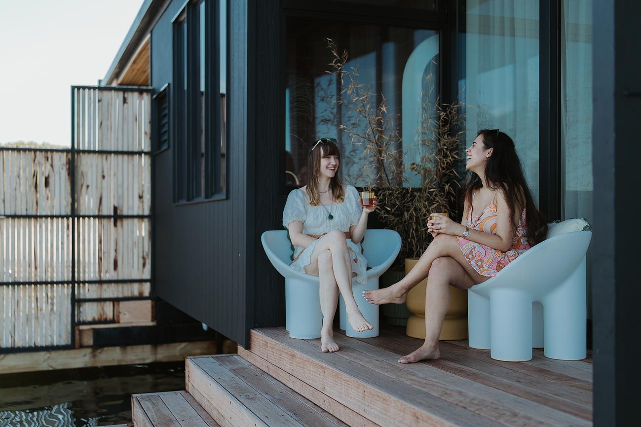 Idle Lake House - Houseboat for Rent in Lakes Entrance, Gippsland, VIC, AU | Riparide