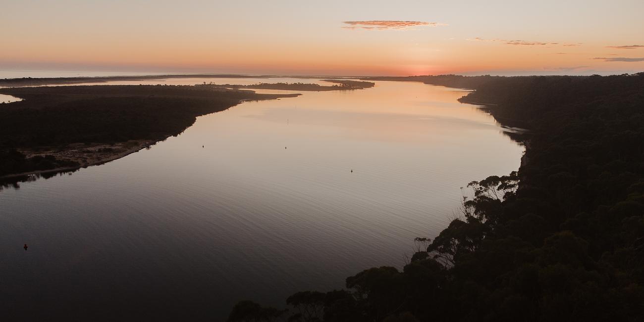 Living It Up Lakeside - Adventure by Lisa in Lakes Entrance, Gippsland, VIC, AU | Riparide