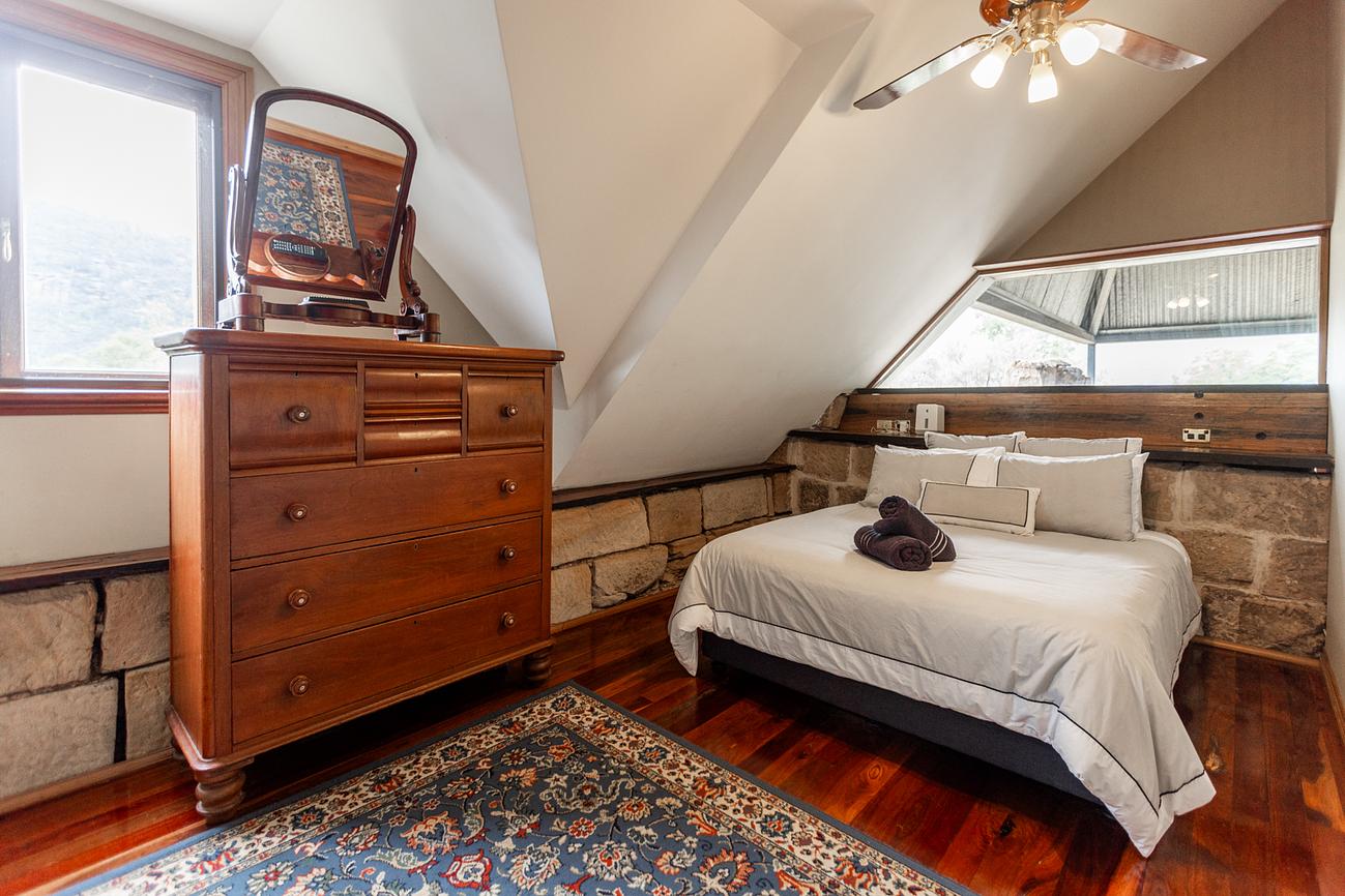 St Joseph's Guest House St Albans - Church for Rent in St Albans, Sydney, NSW, AU | Riparide