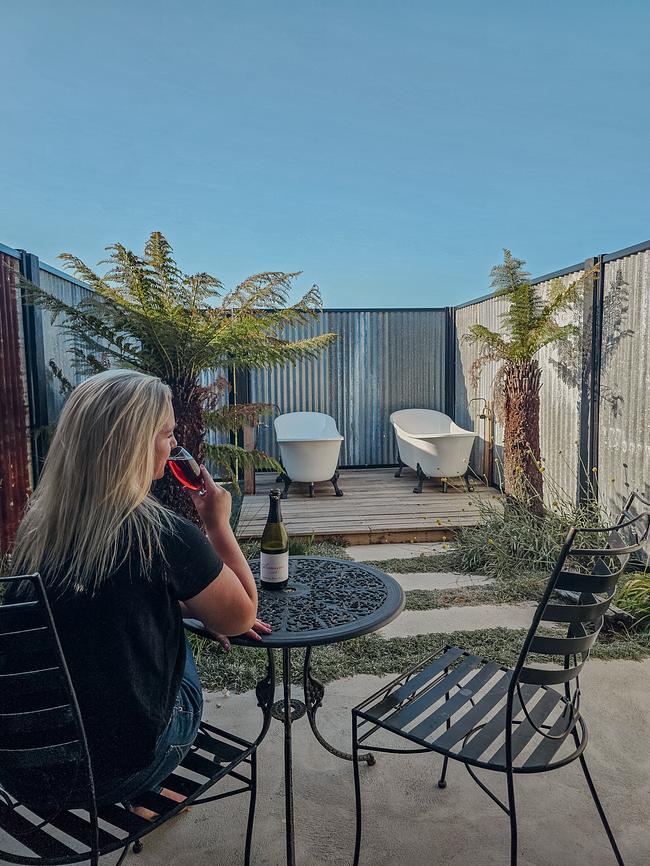 Unique private courtyards in regional Victoria - Hotel for Rent in ...