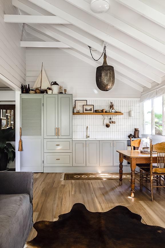 The Collectors Studio - Studio for Rent in Bateau Bay, Central Coast ...