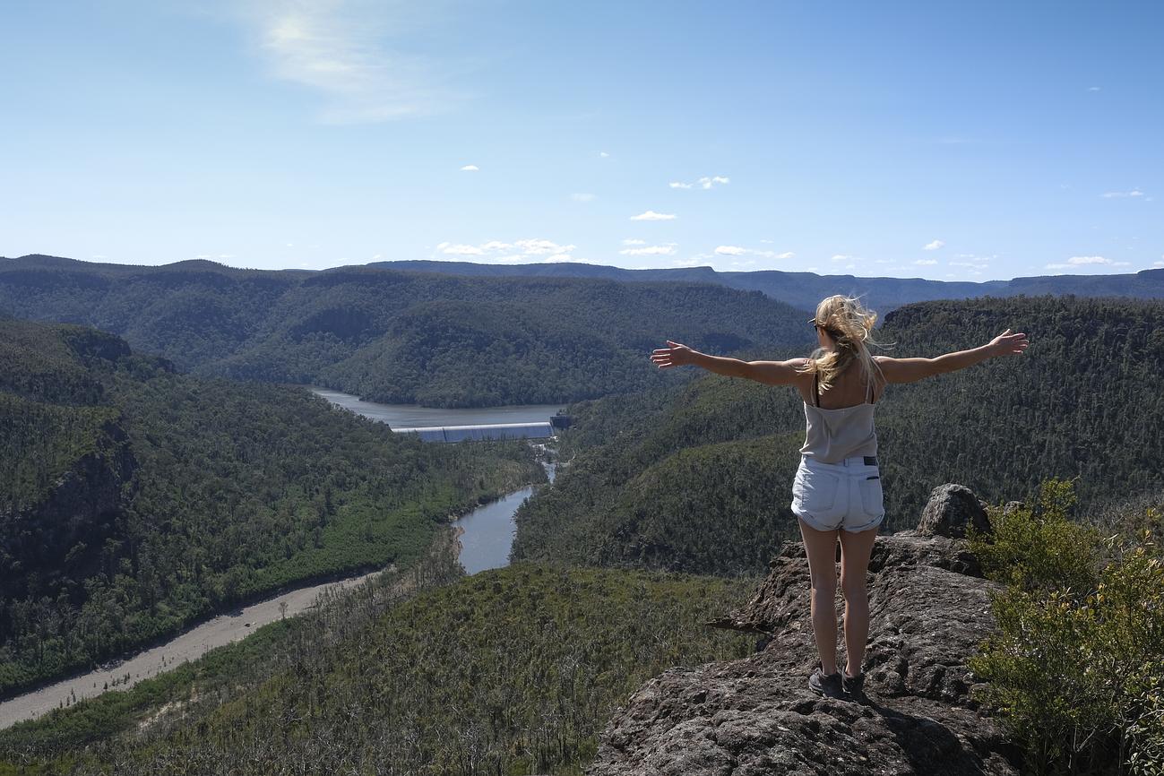 Three Views Hike | Riparide