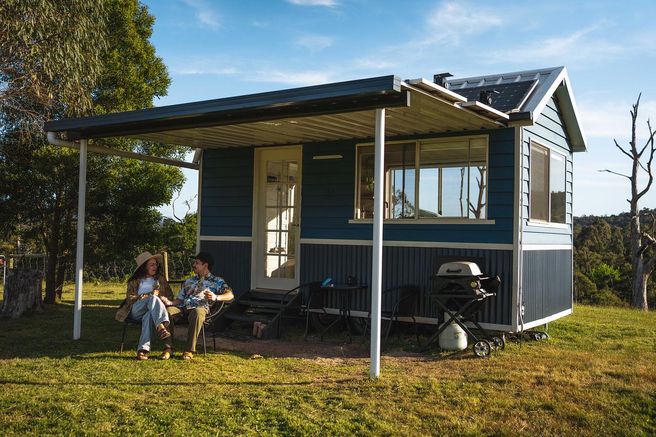 Healesville Tiny House - Tiny Stays - Tiny house for Rent in Chum Creek, Yarra Valley, VIC, AU ...
