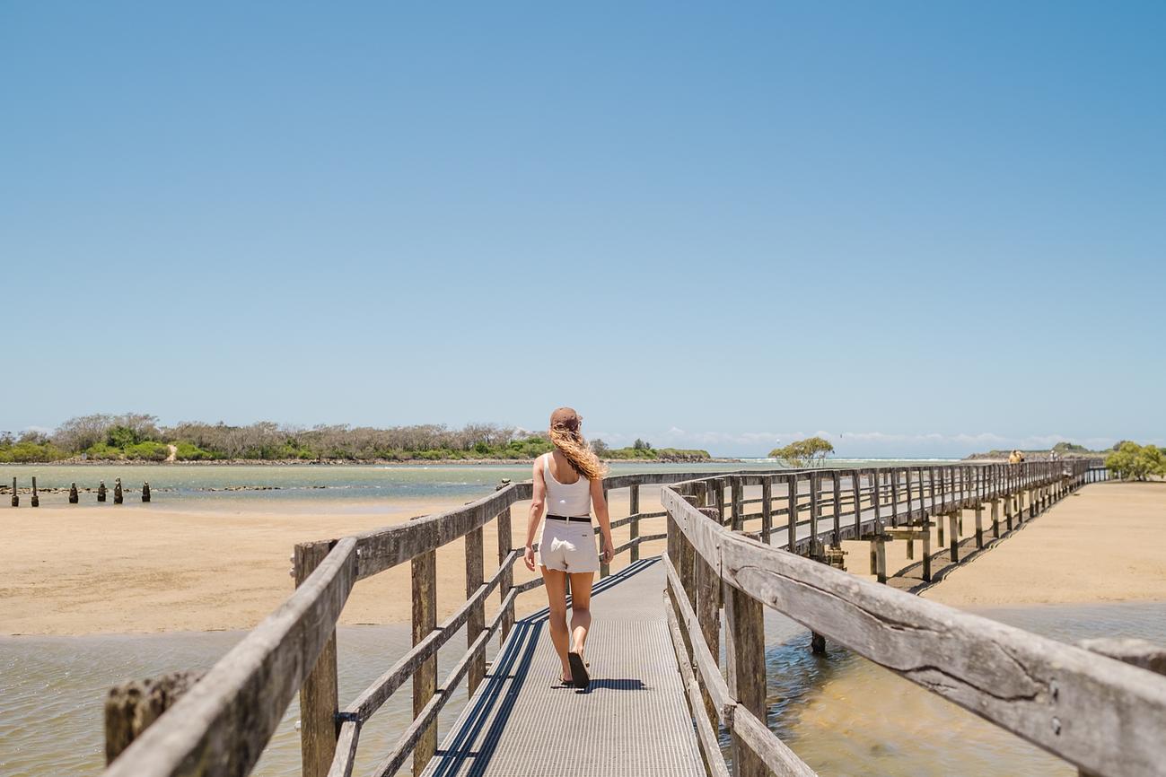 Urunga Lagoon Footbridge | Riparide