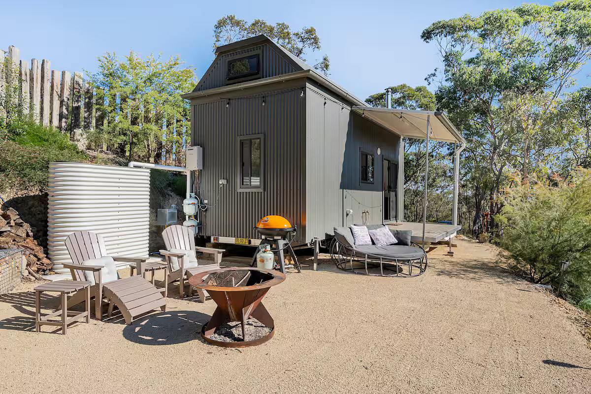 Romantic Escape - Summer Hill Tiny House - Tiny house for Rent in ...