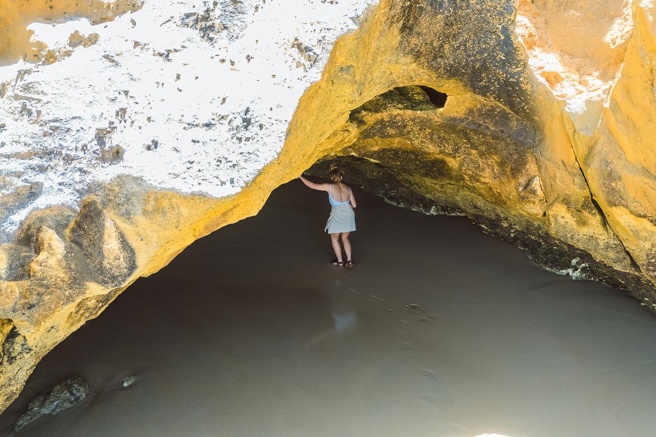 Caves & Explore at Childers Cove | Riparide