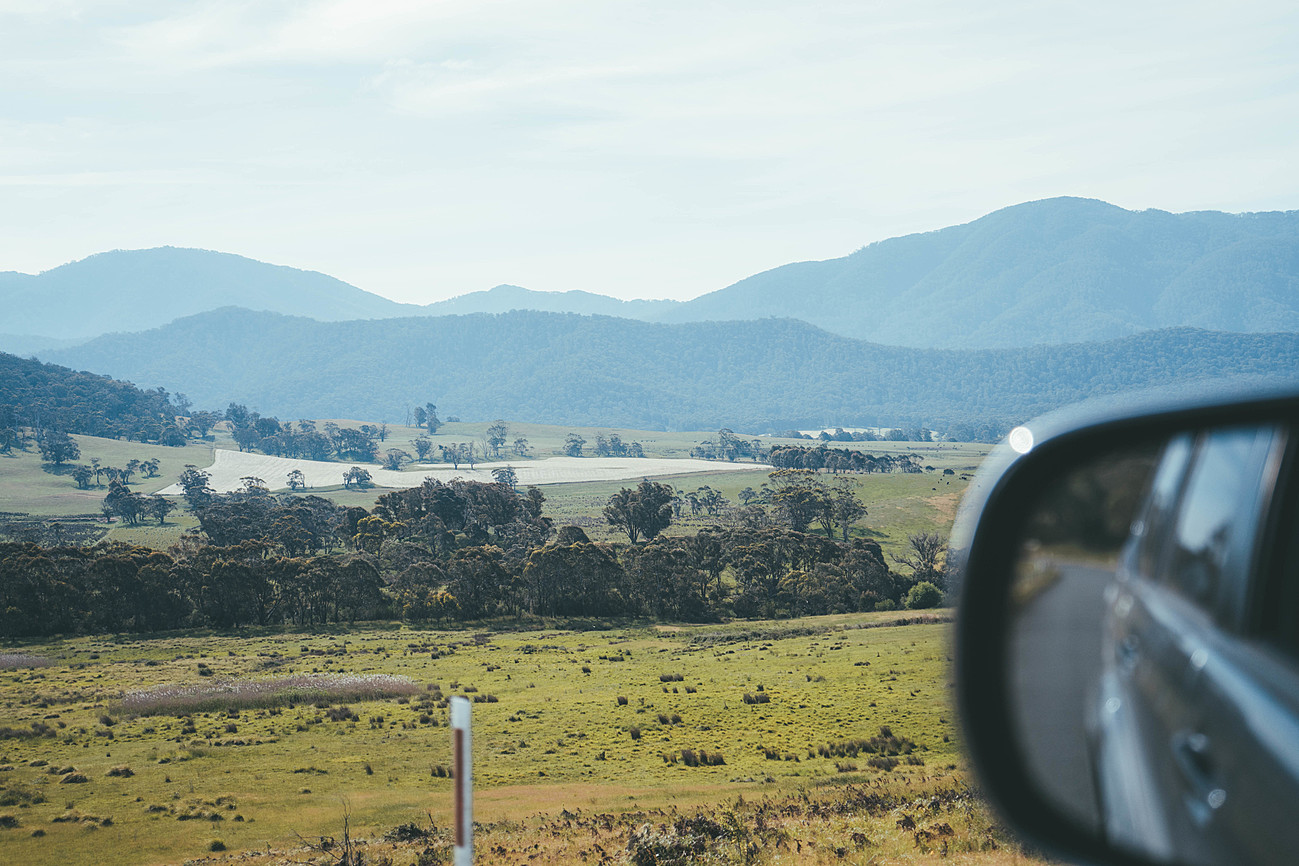 Scenic drive along Alpine Way | Riparide