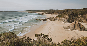Congo Camp House - Cabin for Rent in Meringo, South Coast, NSW, AU ...