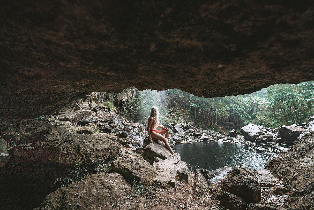 Protesters Falls | Riparide