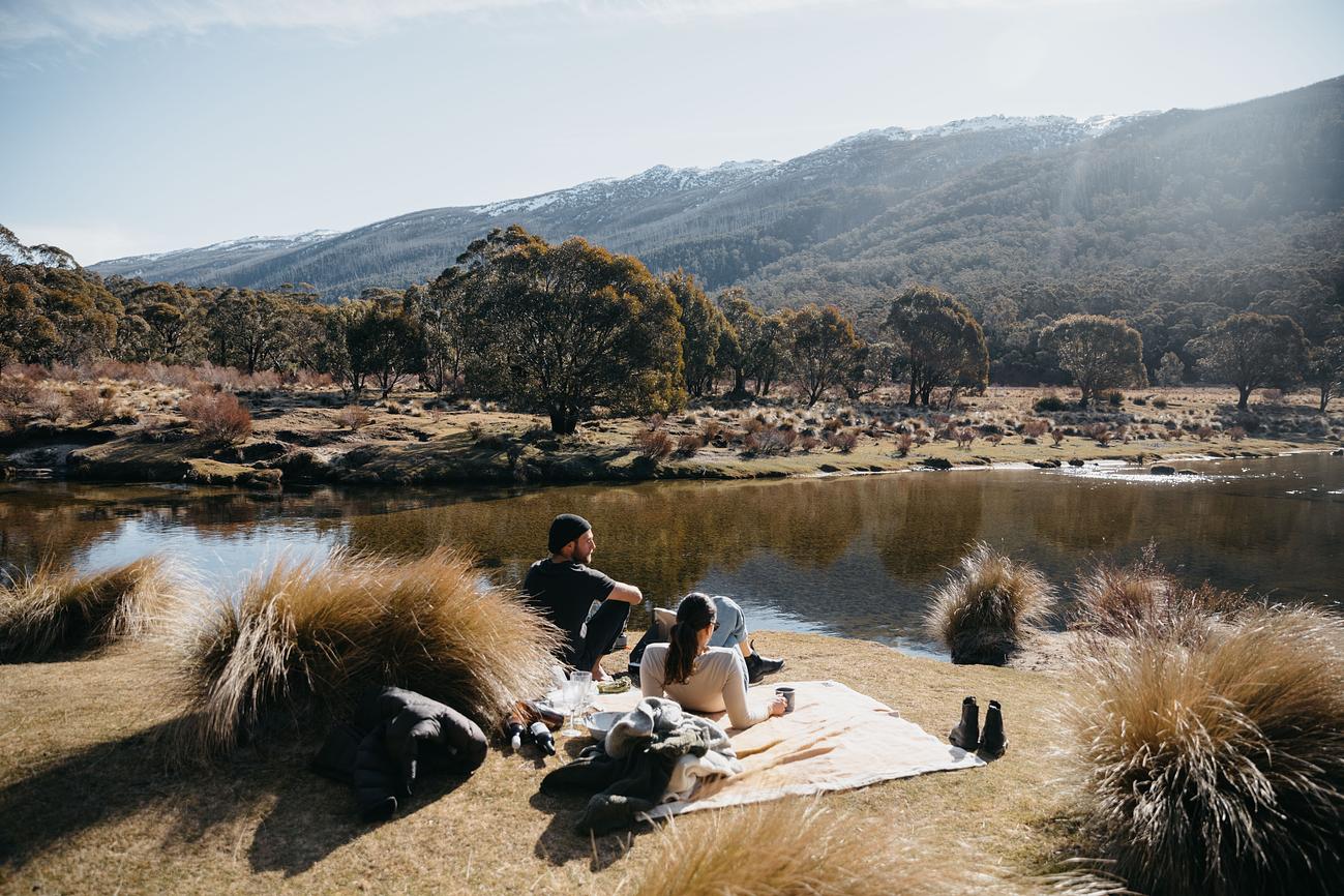 Picnic at Diggings | Riparide