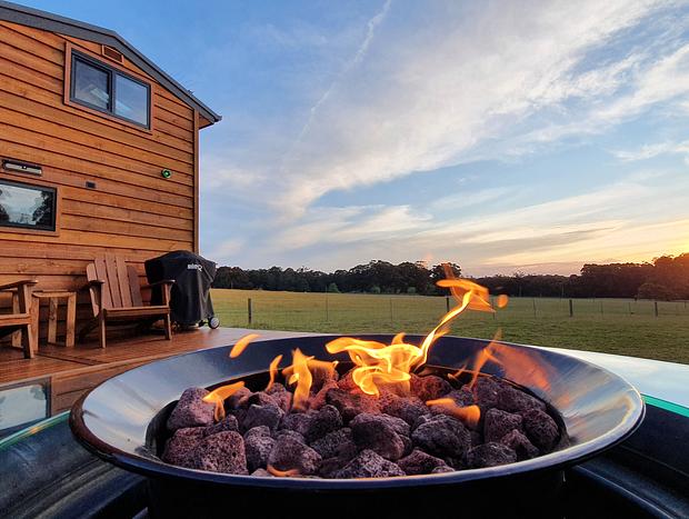 Maiden Seattle by Just Plane Cosy - Airline Themed Tiny Home - Tiny ...