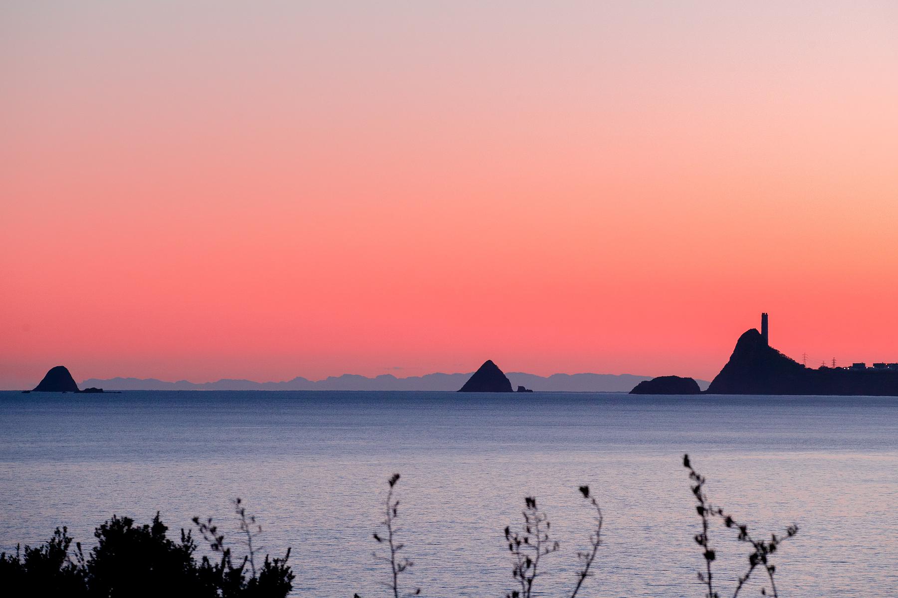 Explore Taranaki - Accommodation & things to do in Taranaki, NZ | Riparide