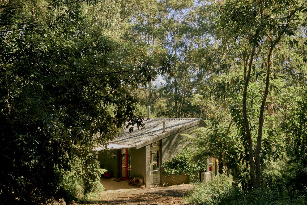 Mystique Forest Retreat - House for Rent in Mount Toolebewong, Yarra ...